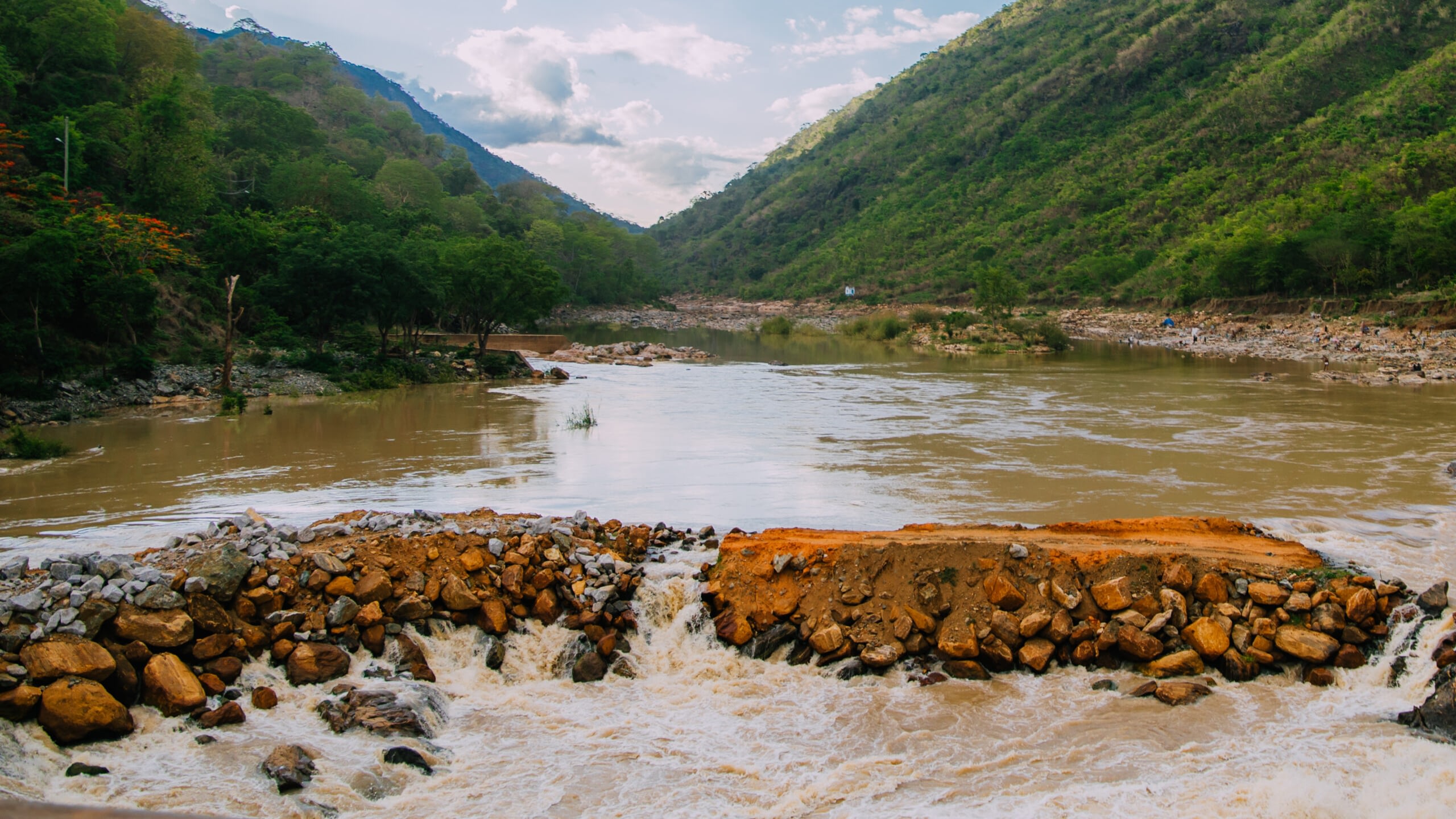 Water and Chocolate - Chocopedia - Cocoa Runners