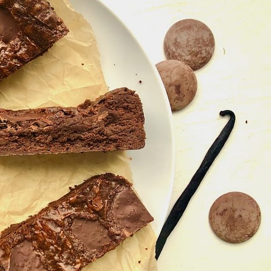 Why Are Emulsifiers Used In Chocolate? - Chocopedia - Cocoa Runners